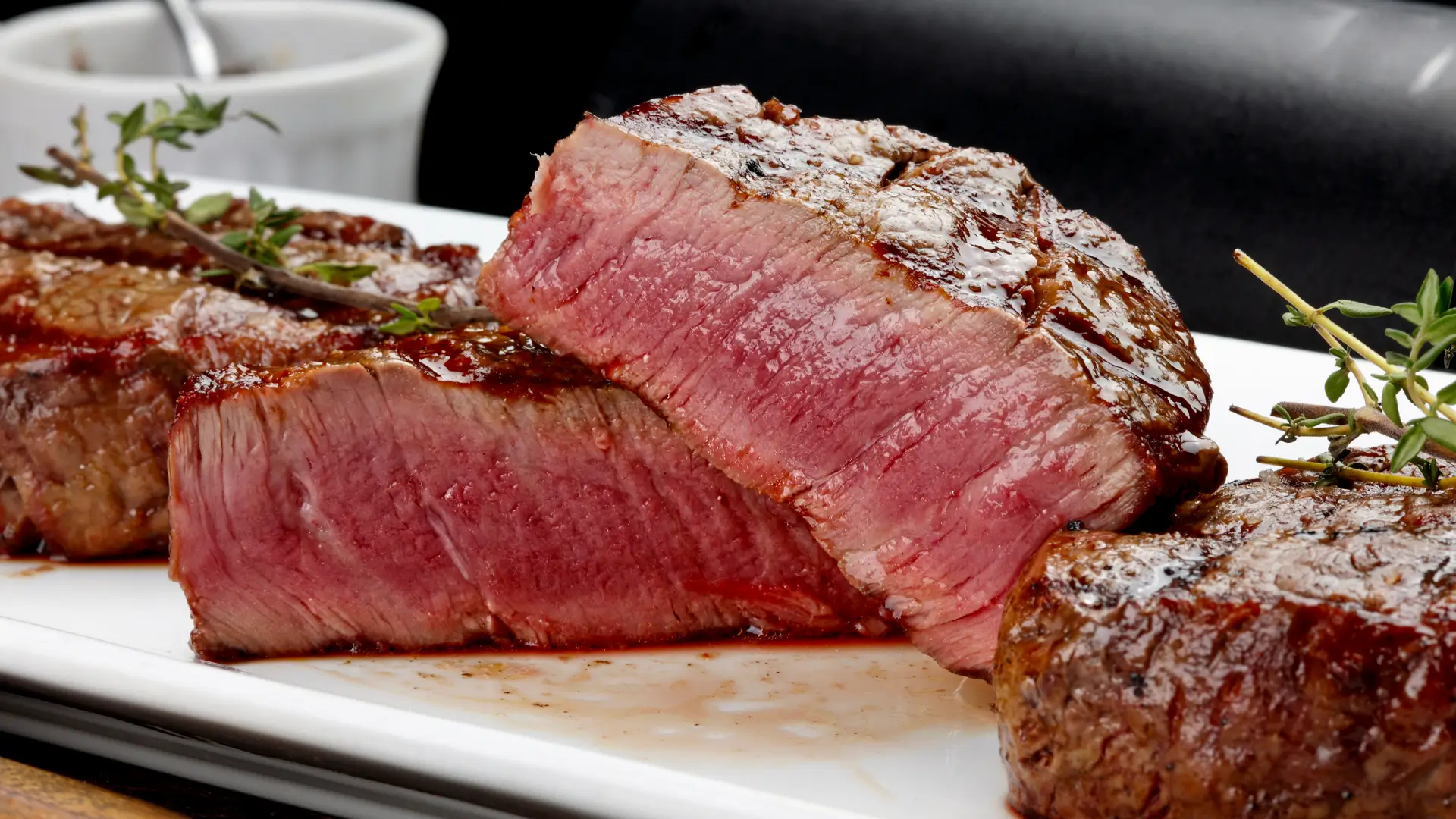Grillad oxfilé: Enkelt & gott recept | Vinoteket